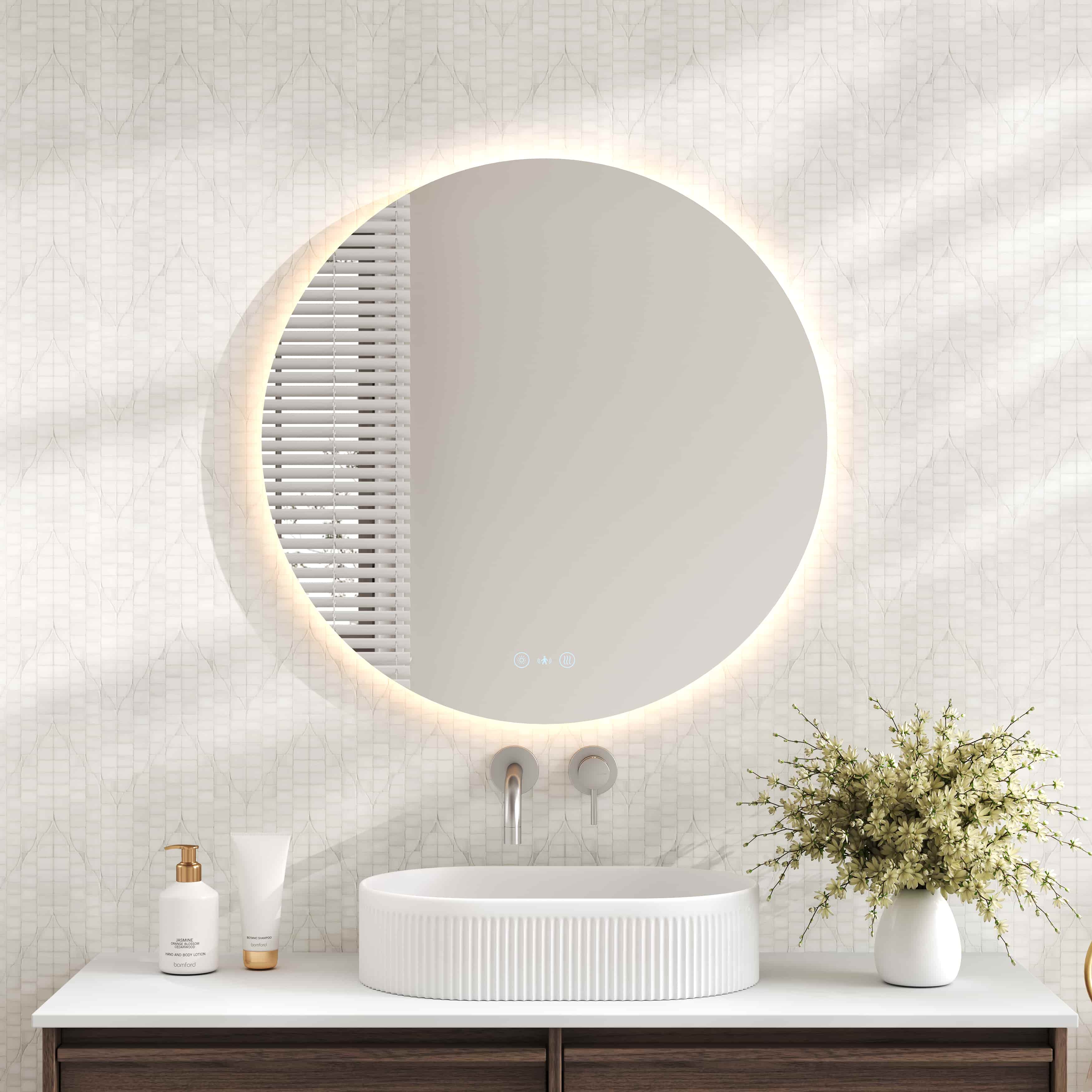 Luna LED Round Mirror 600mm - with Adjustable LED Lighting – Mercio